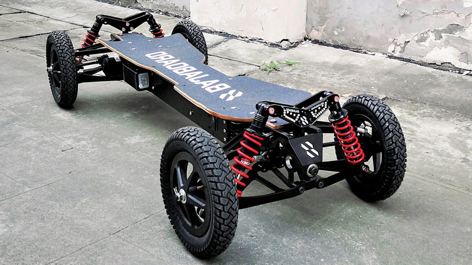 Off-road Electric Skateboards (What You Must Know) - Techy Zip