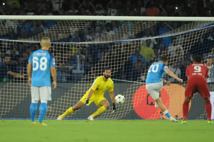 How to face a football match having only 9 players? - Techy Zip